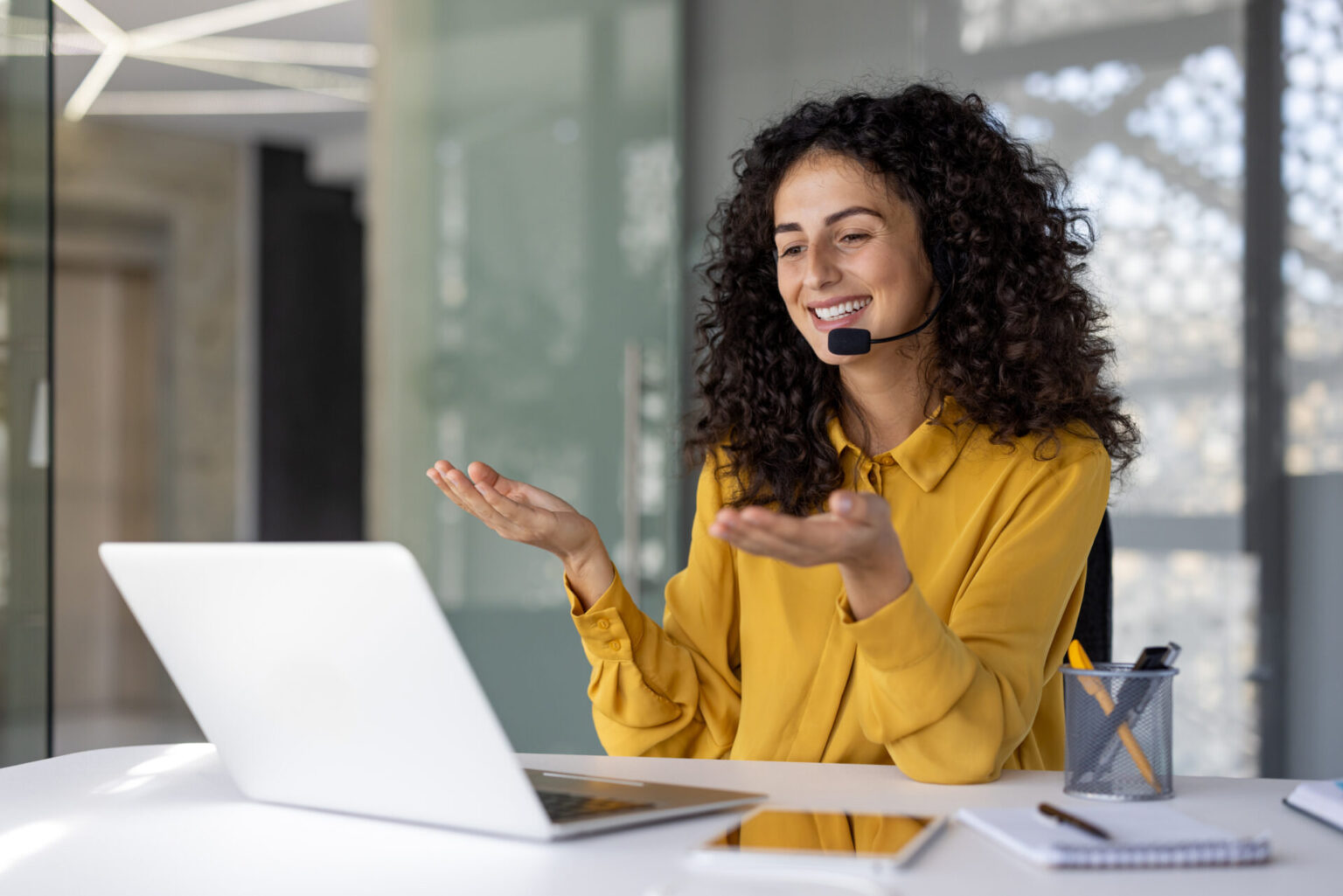 10 Warm Calling Strategies That Work in 2026